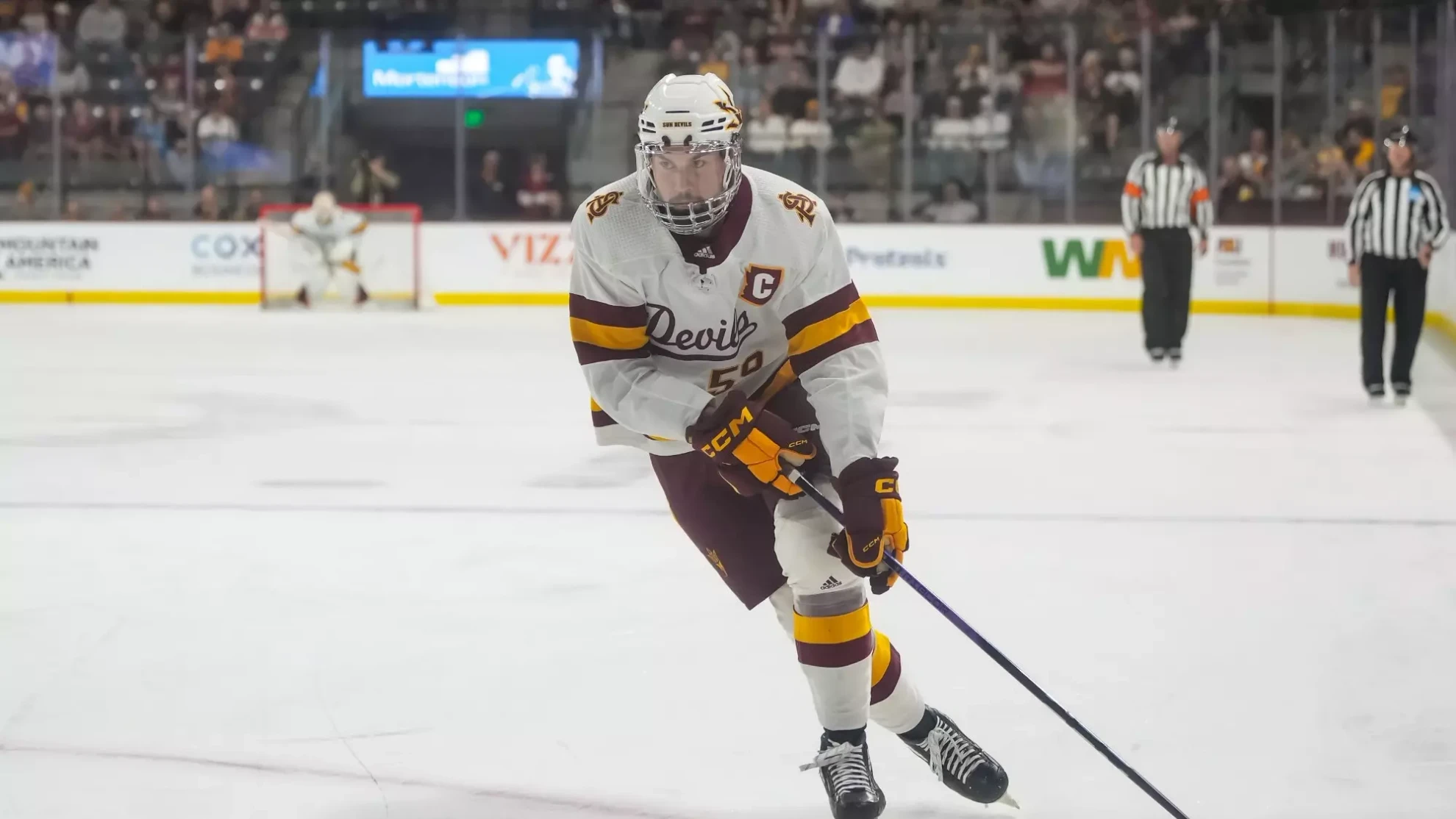 #16/17 Hockey Hosts #2/2 Denver in Top-20 Tilt - Sun Devil Athletics