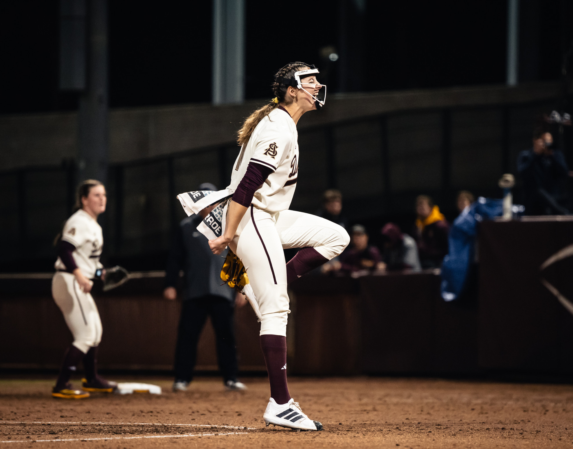 43 feet with Kenzie Brown, the easygoing, fiery, funny All-American ...