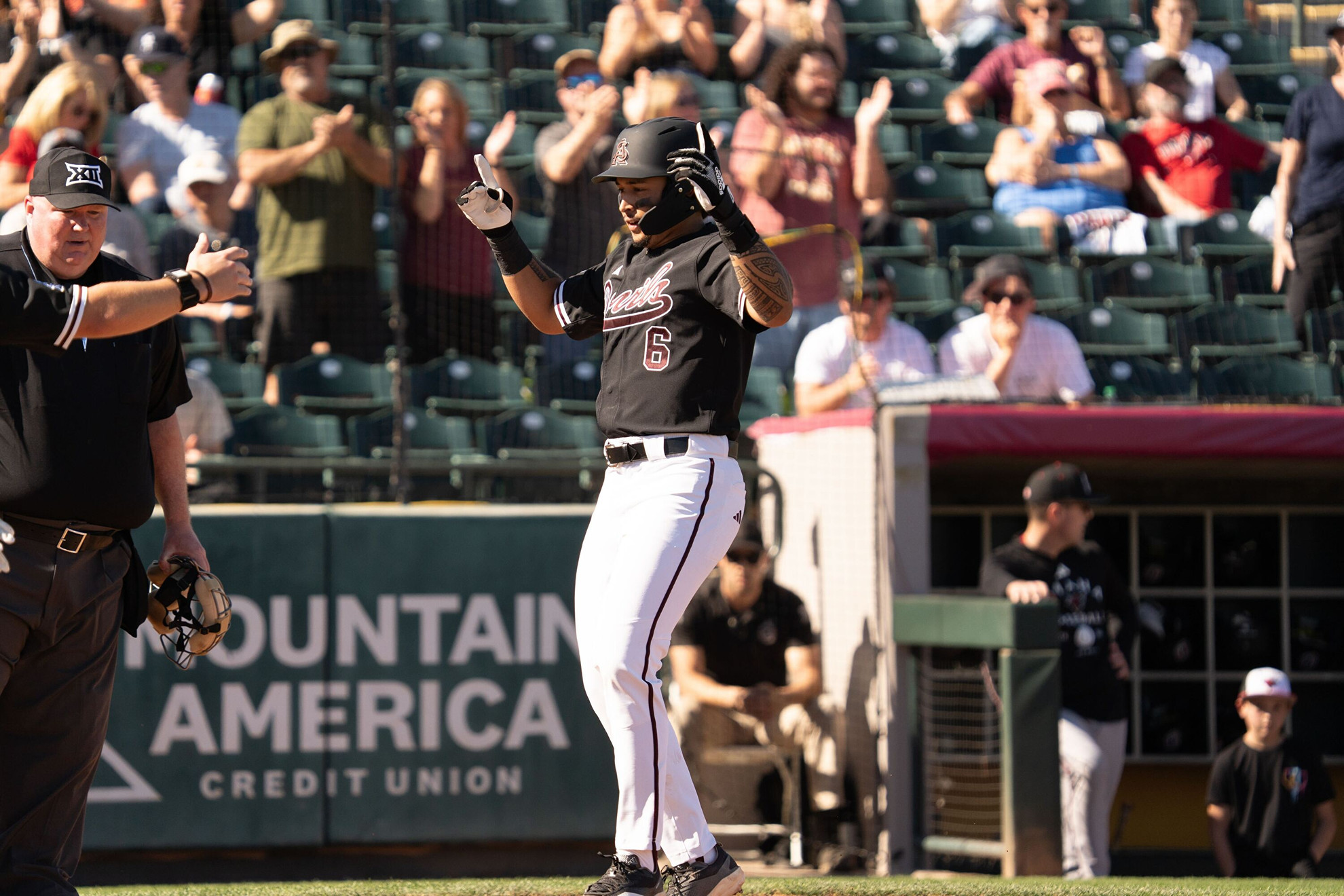 Long ball paces baseball in series-clinching win over Omaha - ASU Sun ...