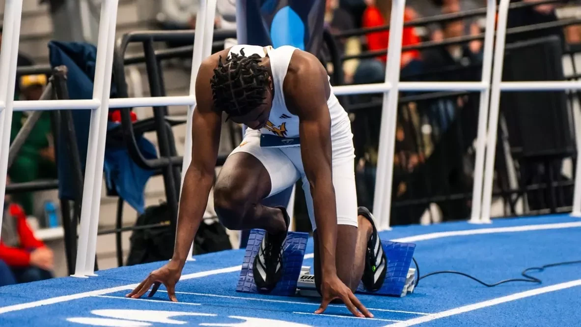 Men’s 4x400 Relay Takes Third, Davis Fourth in 400m at NCAA Indoor ...