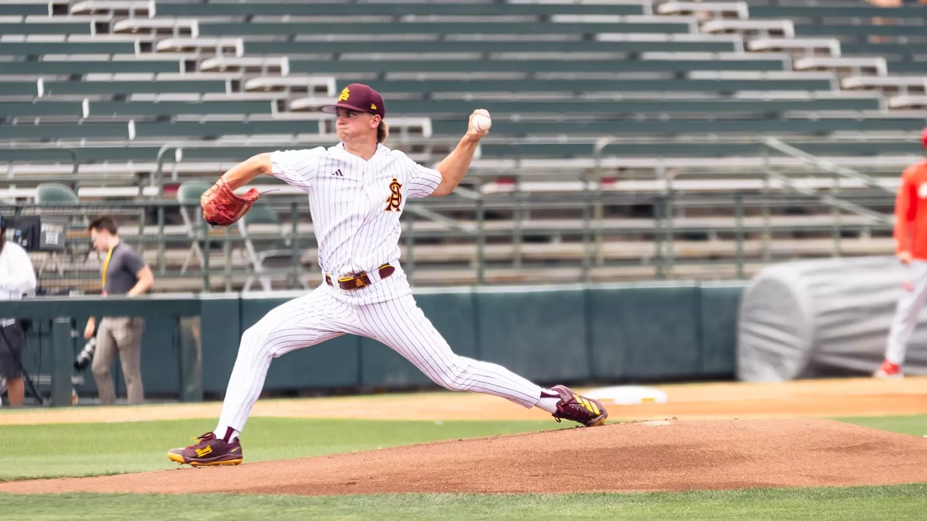 Baseball steamrolls to run-rule and series win over Houston - Sun Devil ...