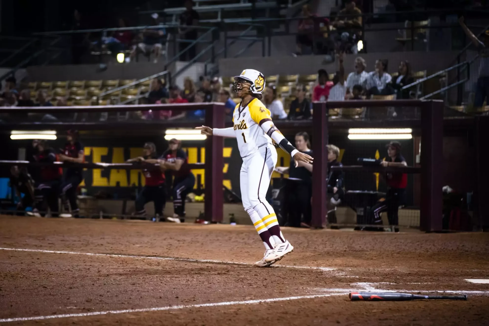 Cydney Sanders Named to Division I NFCA National Freshman of the Year ...