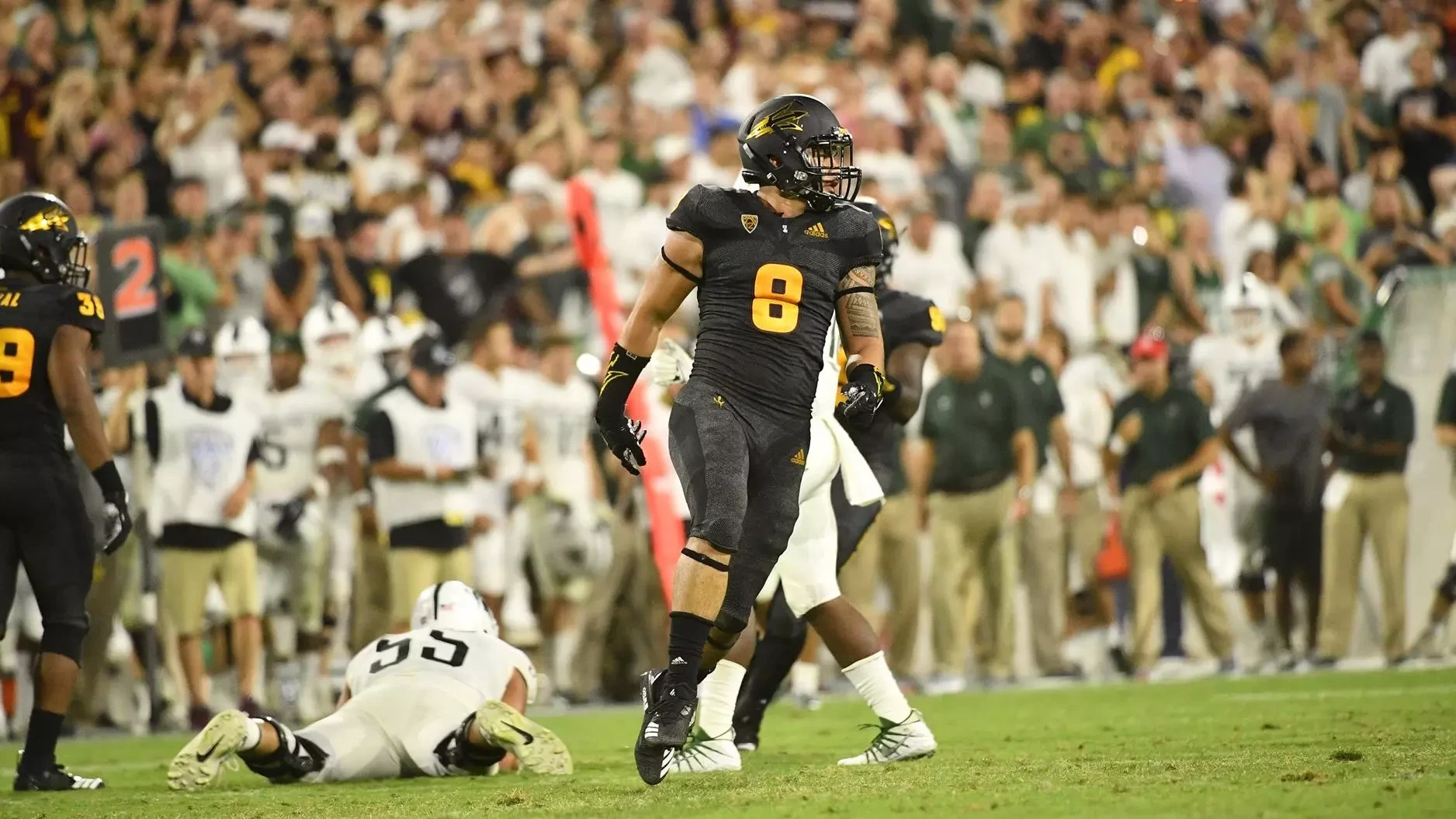 Merlin Robertson Named Pac-12 Defensive Freshman of the Year - Sun ...